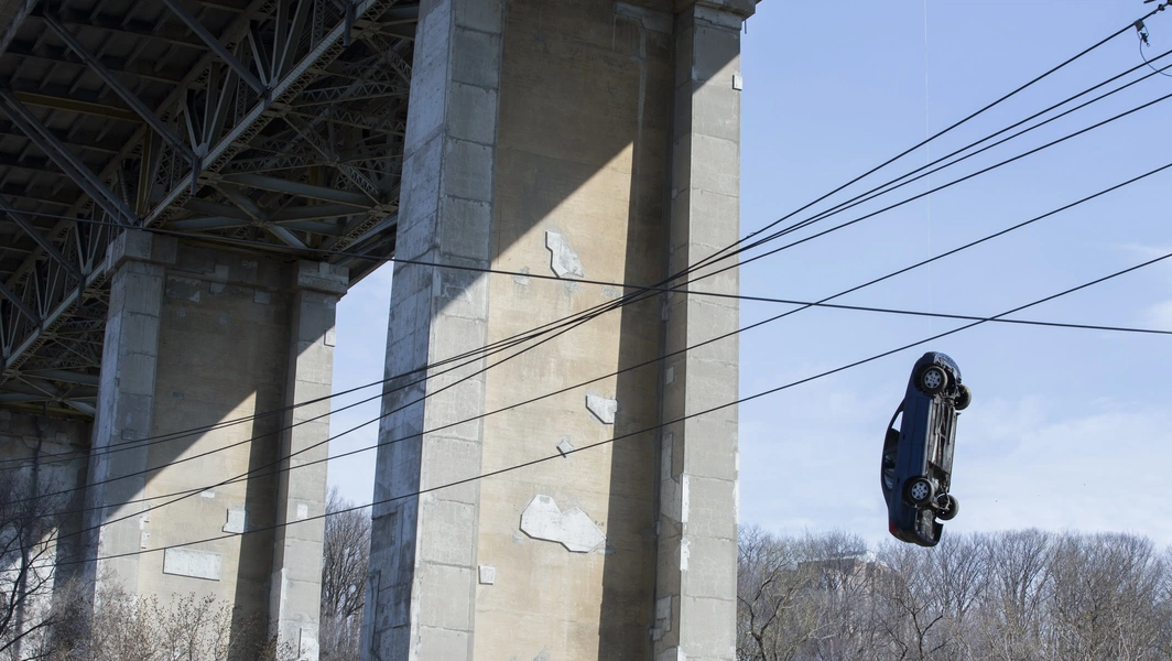 Teens arrested after scaling Tacoma Narrows Bridge cables