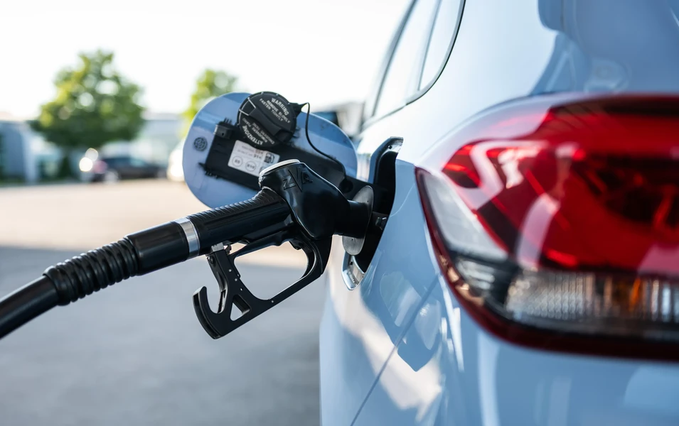 Fuel system habits that save you money