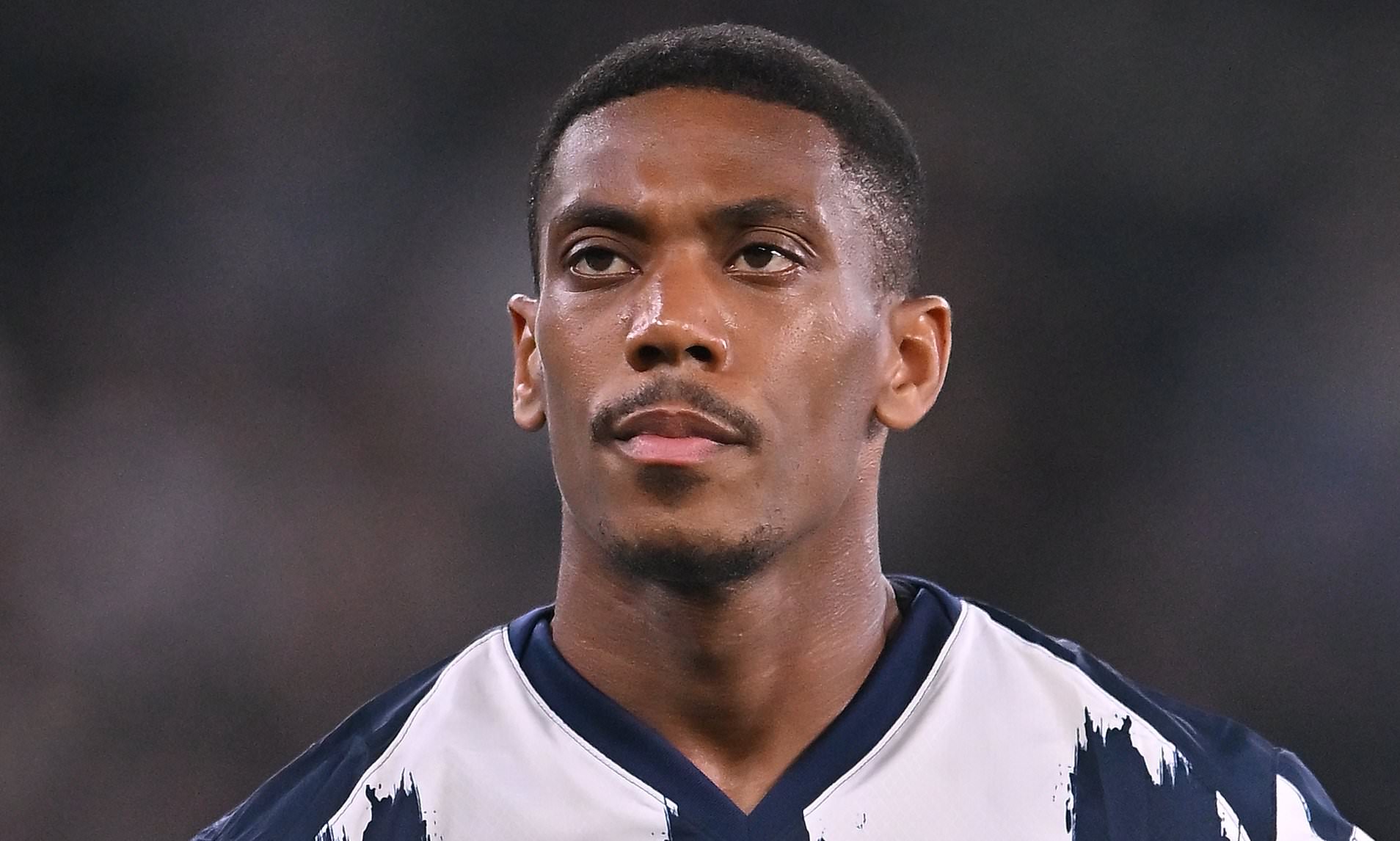 Anthony Martial hits new low as his contract is ripped up one year ...
