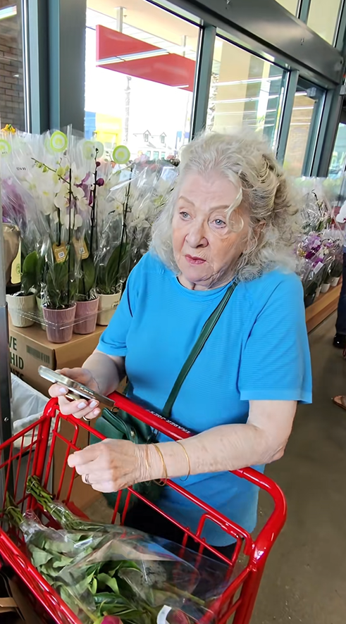 Essential shopping safety tips for older adults
