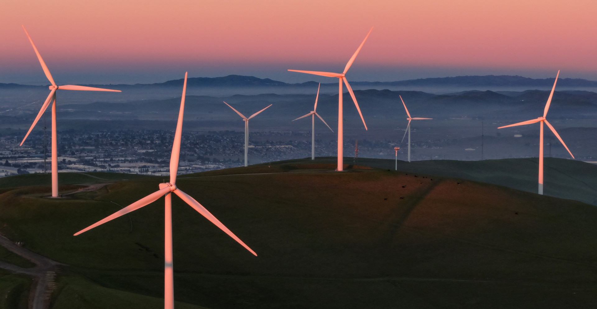 Which countries produce the most electricity?