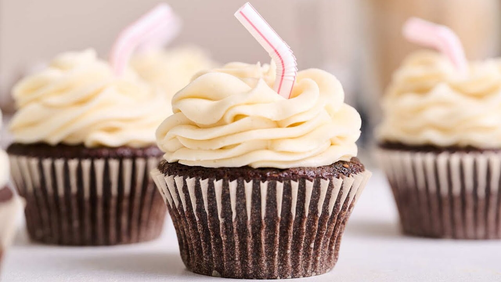 Root beer float cupcakes recipe