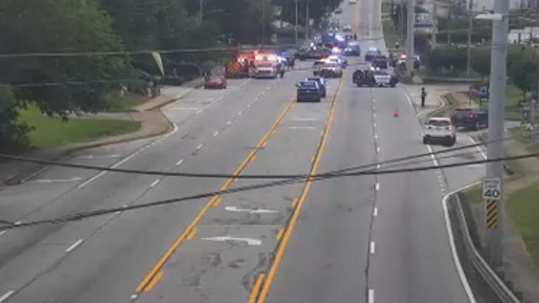 Police activity closes North Decatur Road near DeKalb Industrial Way