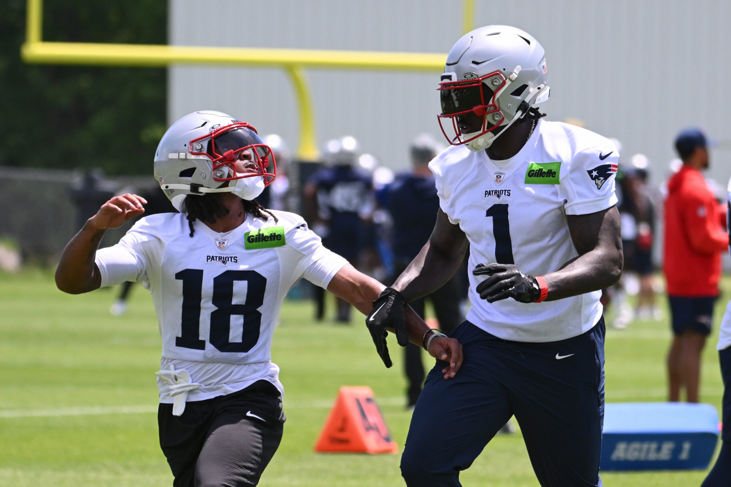 Chiefs’ no-trade call on Brown pays off as Eagles WR drama boils over