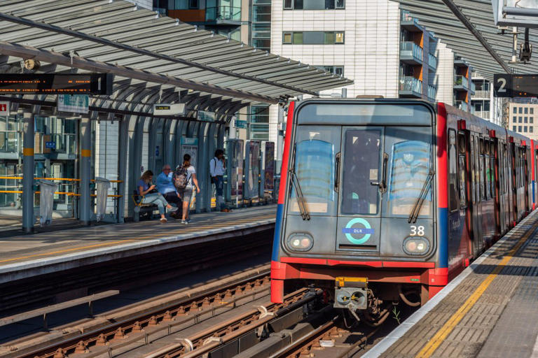 Map shows new DLR extension