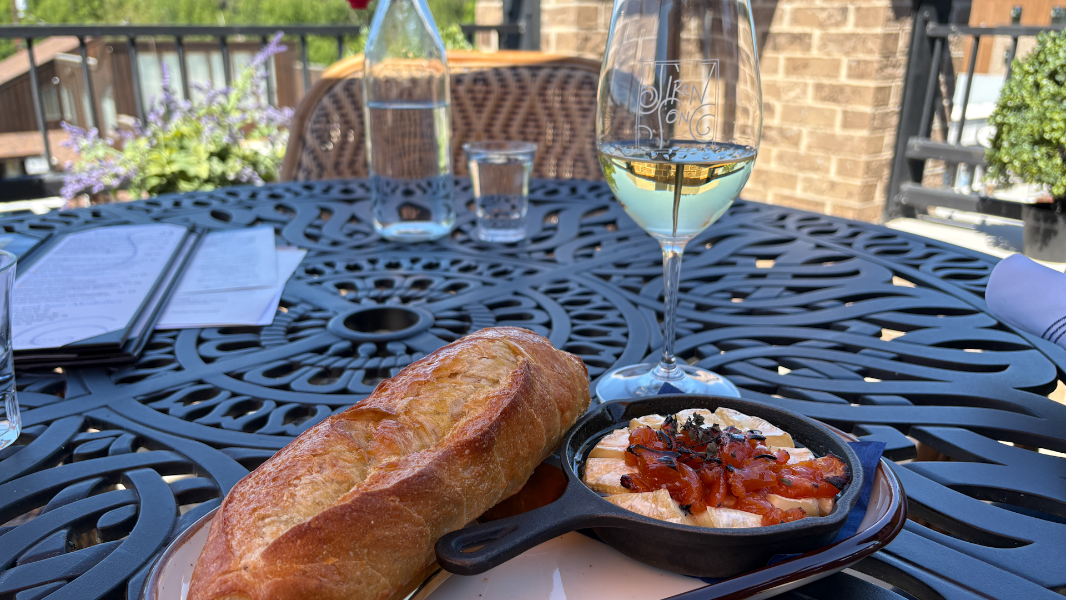 Siren Song Wines offers rooftop sips and bites in Eagle, Idaho