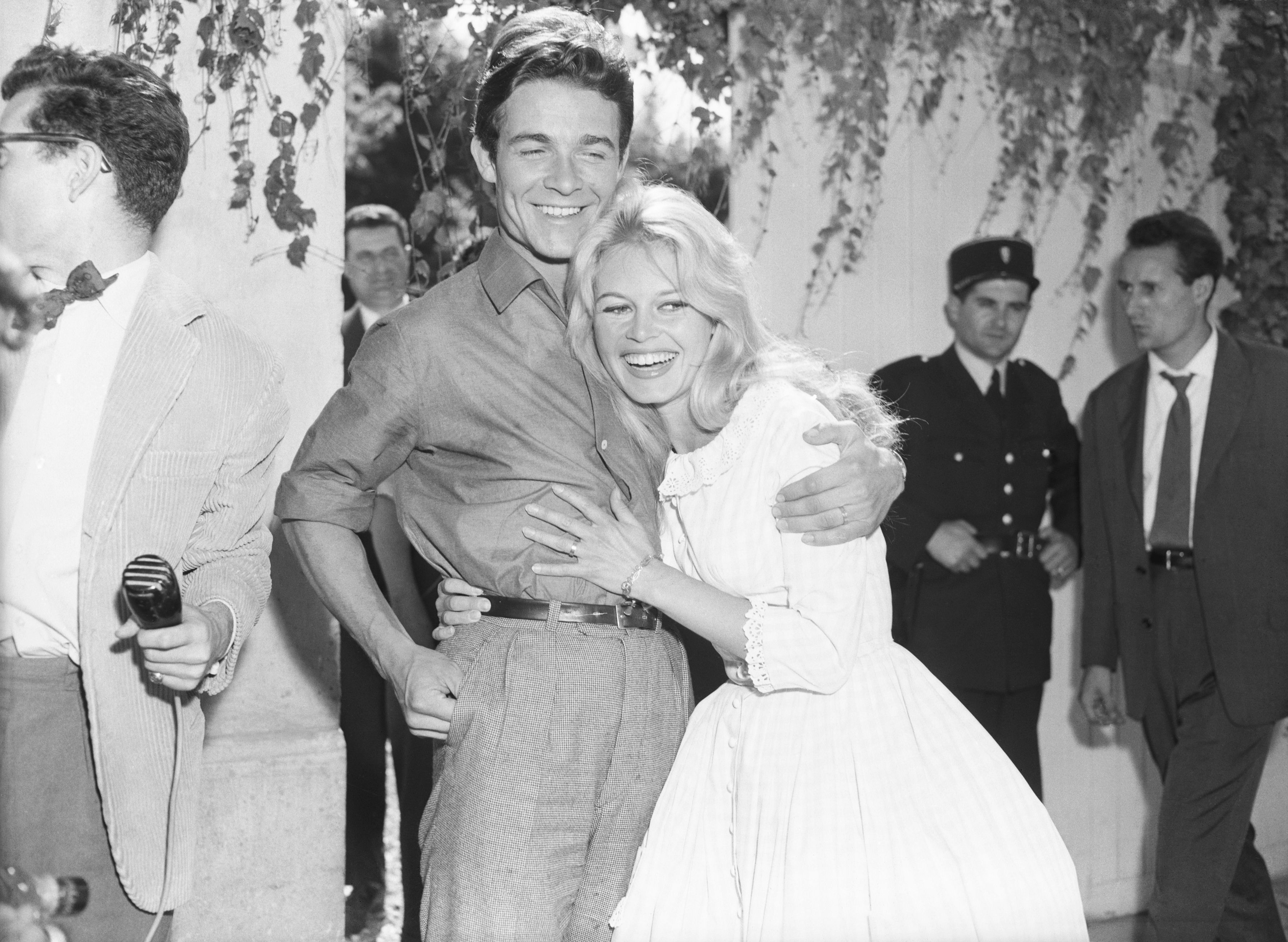 Brigitte Bardot at home: 20 photos of the French icon’s off-screen life