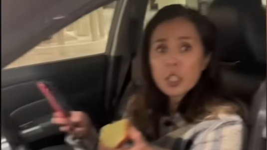 Watch the most delusional Karen ever… she really tried it