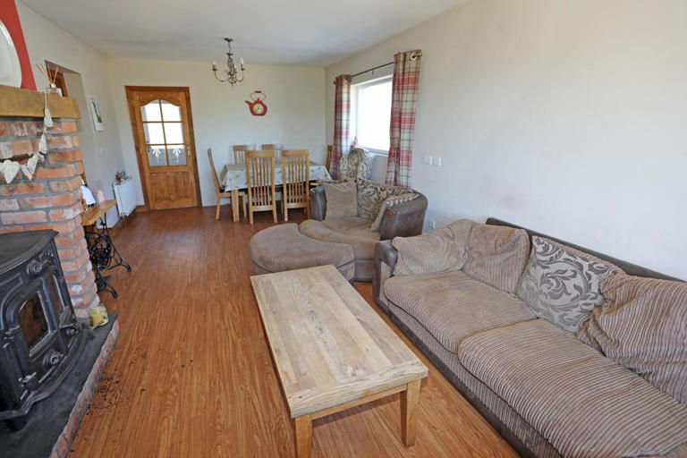 This farm on the market for £1,100,000 is within walking distance of ...