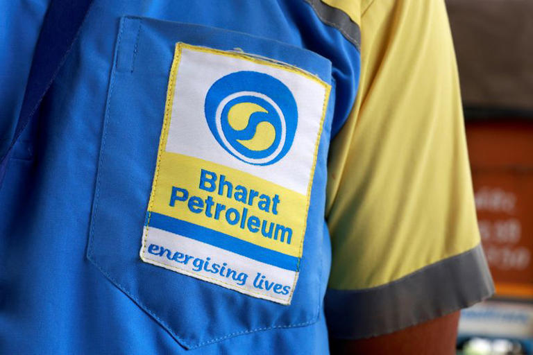 India's BPCL says to shut crude unit at Mumbai refinery in November