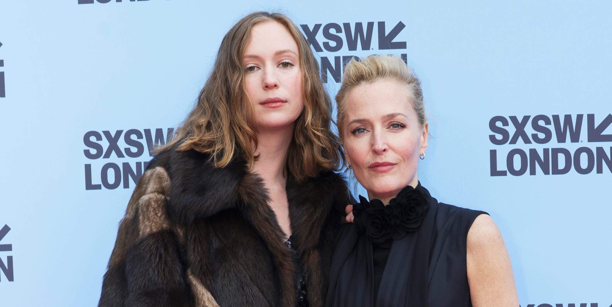 Exclusive: Why Jean Smart hasn't responded to Gillian Anderson 'feud ...