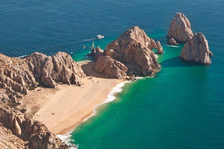 5 things to avoid during your Cabo vacation in 2026