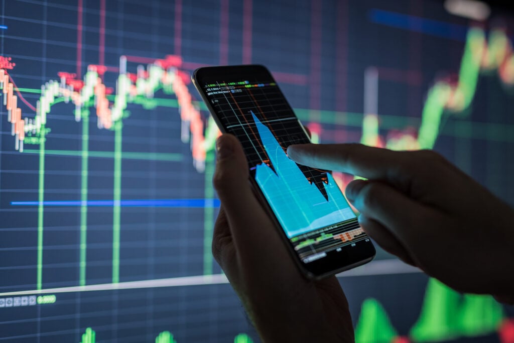 What's going on with QTREX Quantum stock Monday?