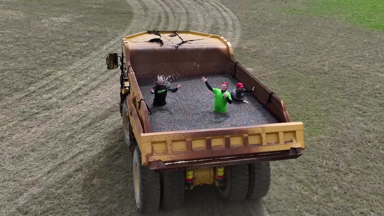 Watch how they filled their dump truck with Orbeez!