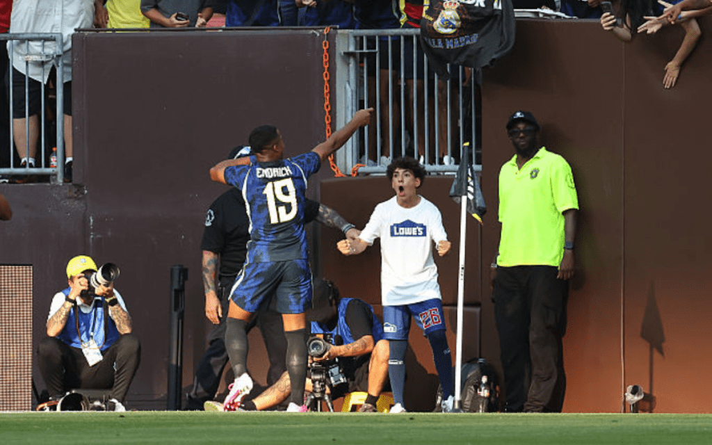 Everyone saying same thing about corner flag at World Cup warm-up game