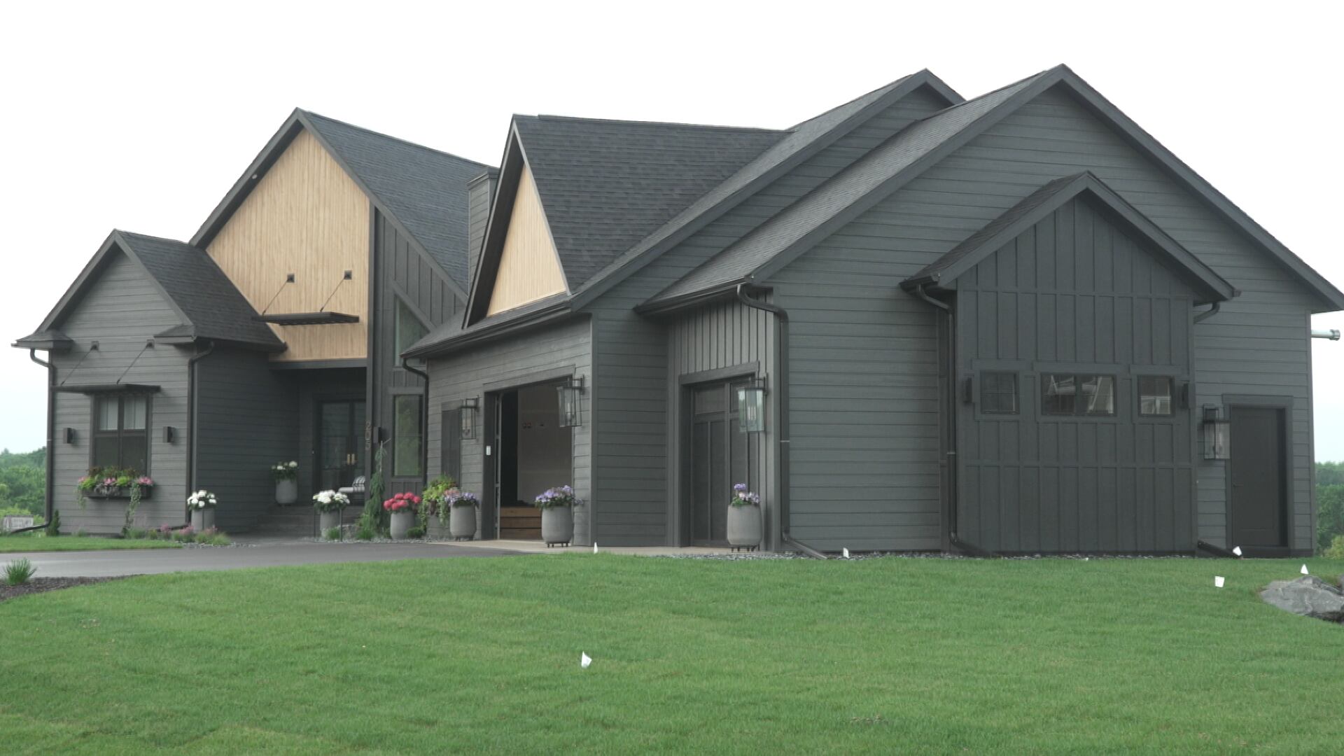 2026 Parade of Homes showcases 13 new houses through June 13