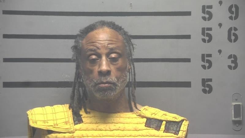 Sex offender gets high and scares kids at splash park, police say