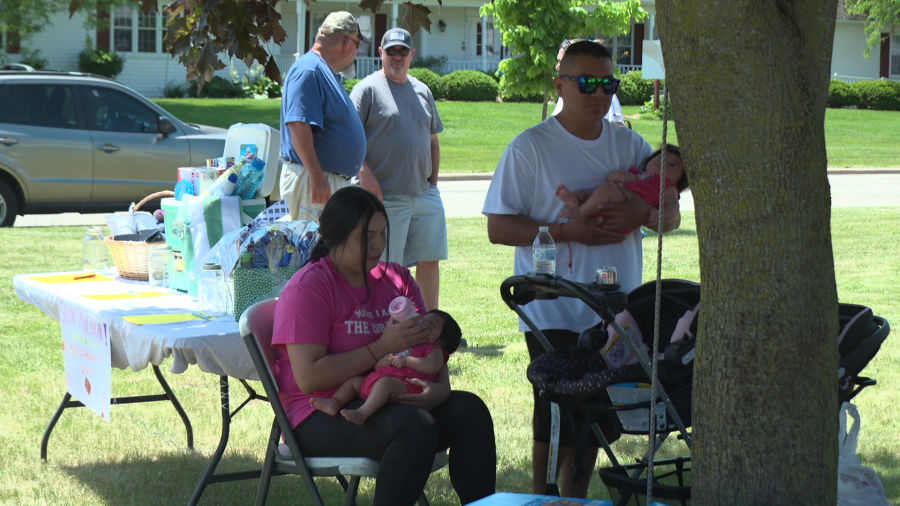 Green Bay neighbors come together for fundraiser after house fire