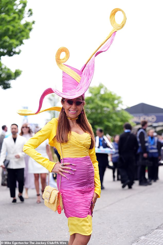They've got that Friday feeling! Glamorous Epsom Derby revellers dress ...