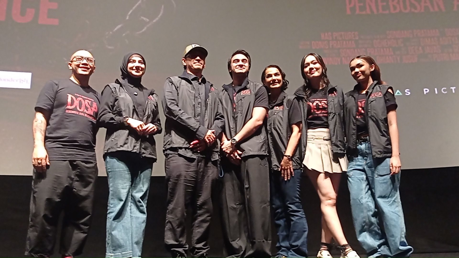 Banting setir jadi eksekutif produser film Dosa Penebusan atau ...