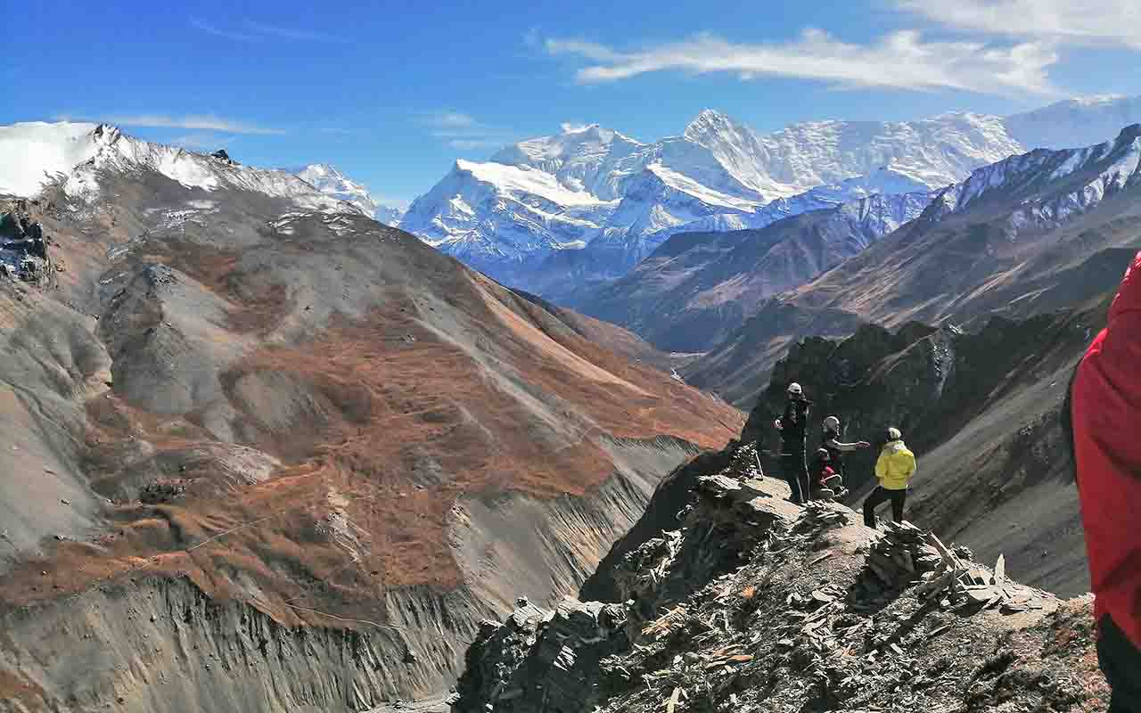 Pokhara, o cartão postal nepalês: onde o lago encontra o Himalaia