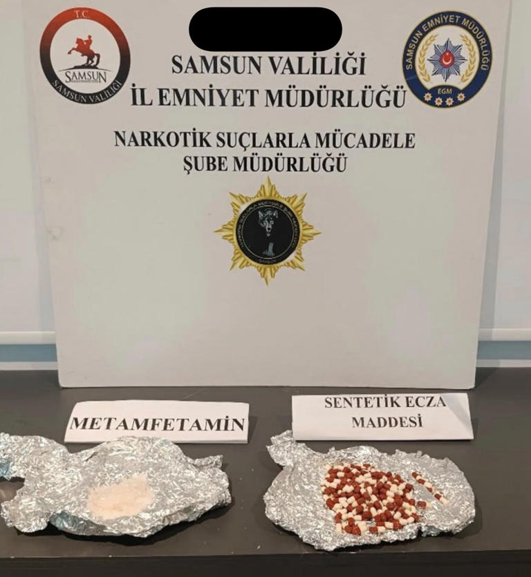 Samsun’da narkotik operasyonunda uyuşturucu ve silahlar ele geçirildi