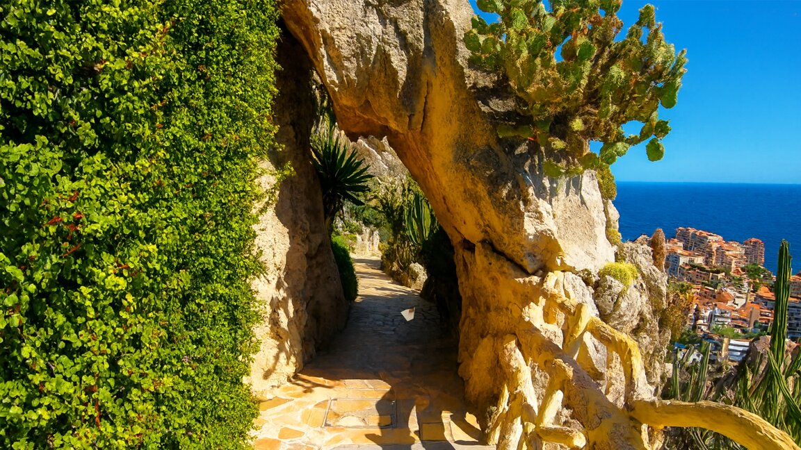 Monaco Exotic Garden and Cave walking tour (4K)