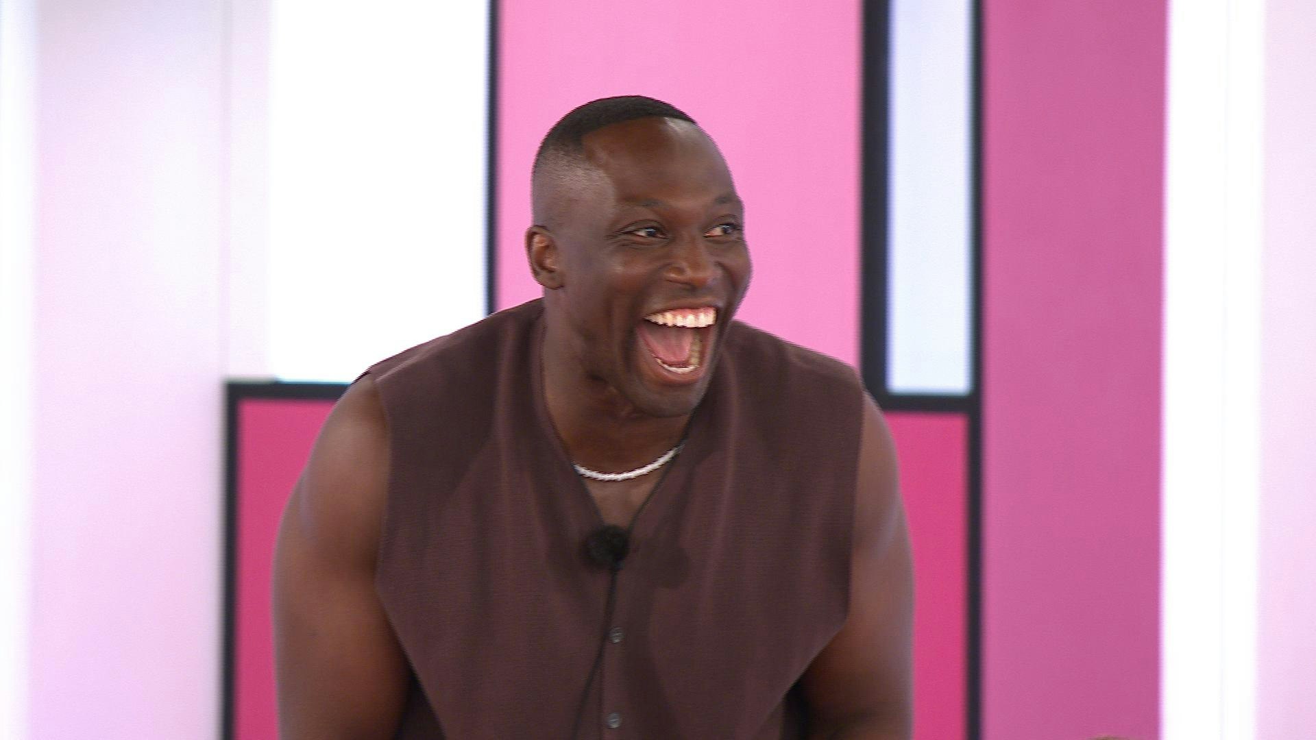 Love Island: You need to see Ope Sowande with bleach blond hair