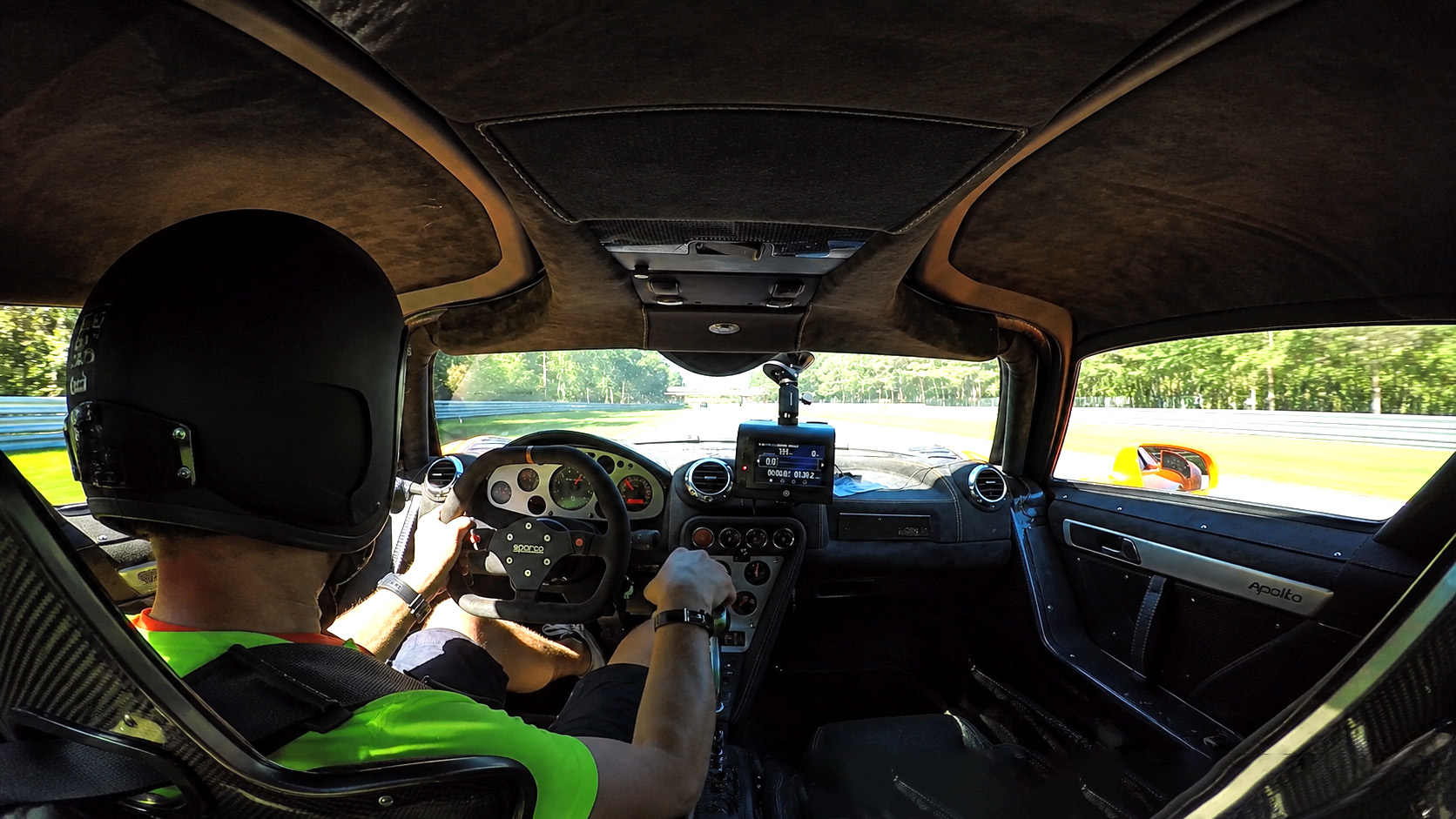 Gumpert Apollo delivers raw onboard acceleration sound