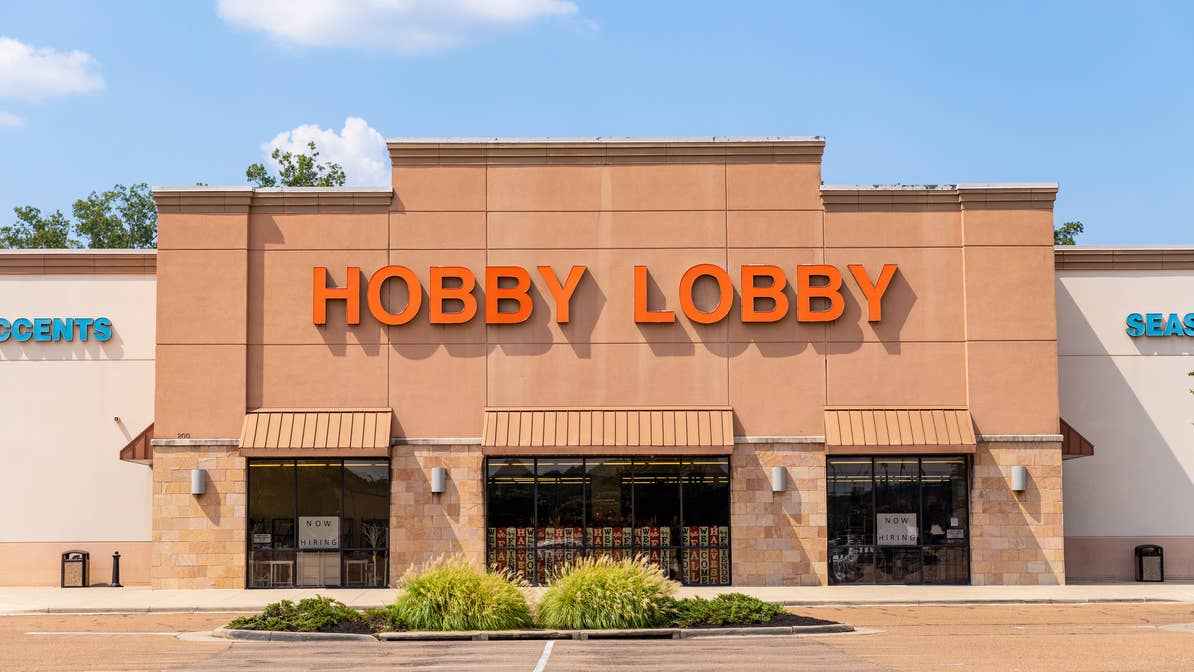 Transform Hobby Lobby wood crafts into stunning home decor with simple ...