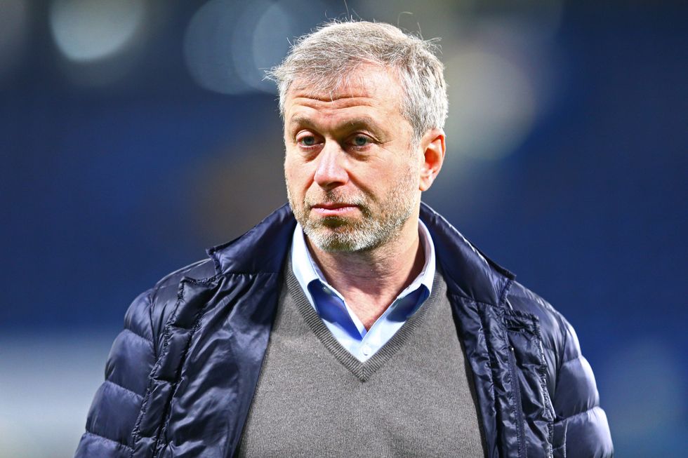 Former Chelsea owner Roman Abramovich carried messages between Ukraine ...