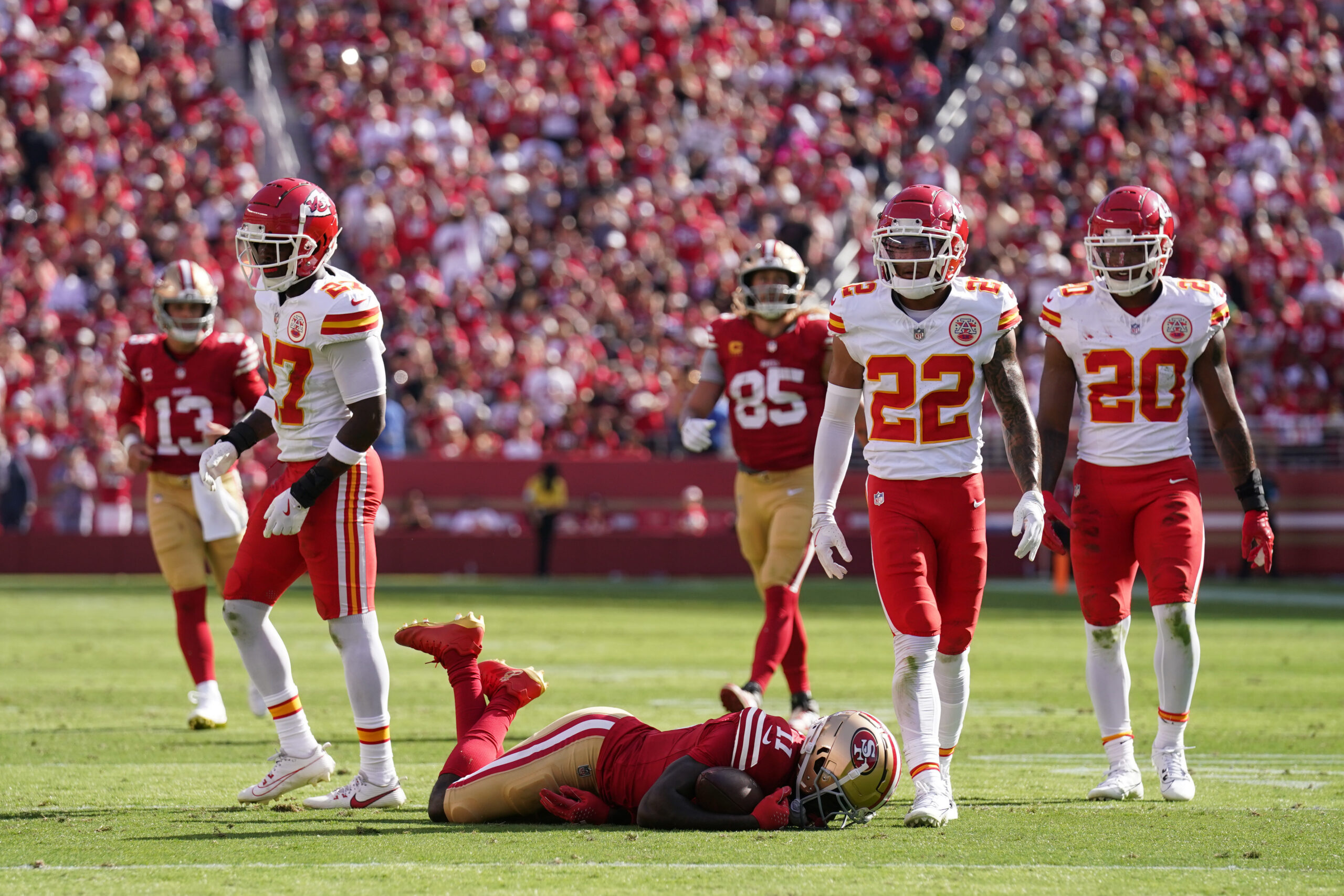 49ers’ $120M receiver calls them ‘scared’ ‘little’ boys and dares them ...
