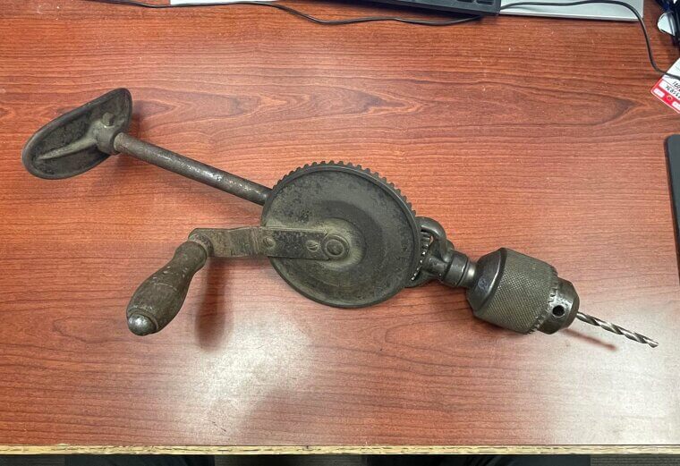 Hand-crank tools that still earn a spot on the bench