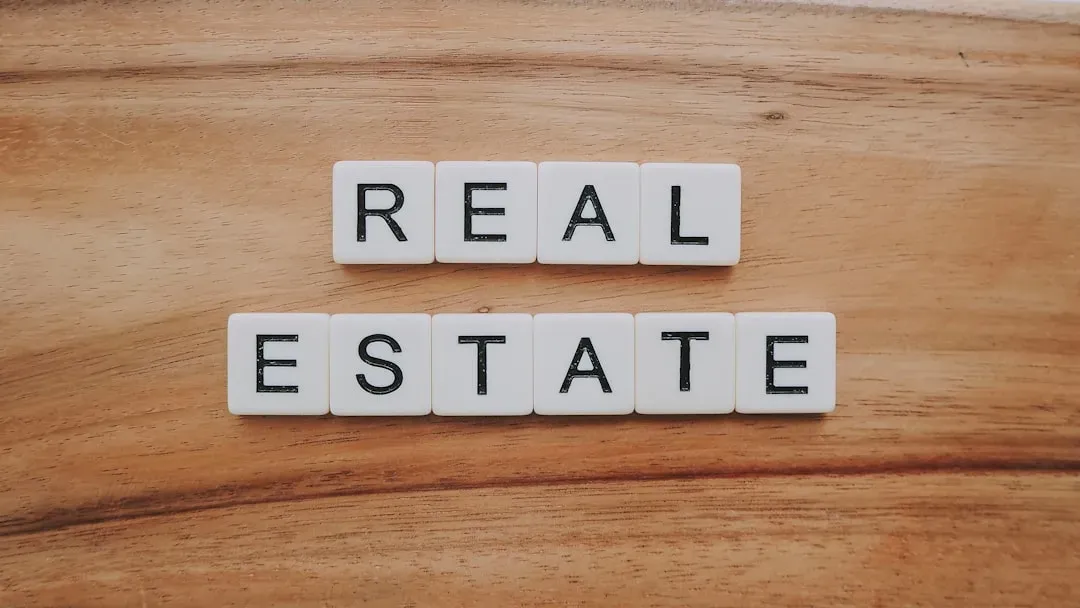 7 phrases real estate agents say mark you as a low-budget buyer - and ...
