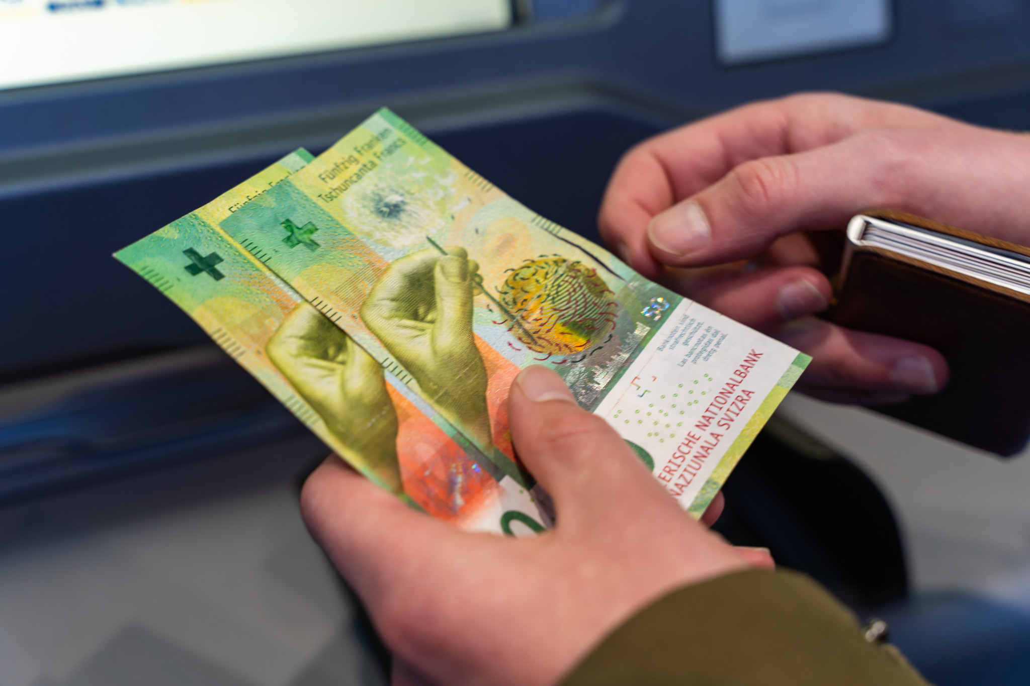 Migros Bank baut Bancomat in Erlenbach ab