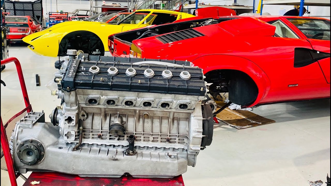 Stripping the Lamborghini Countach QV gearbox to find the issue
