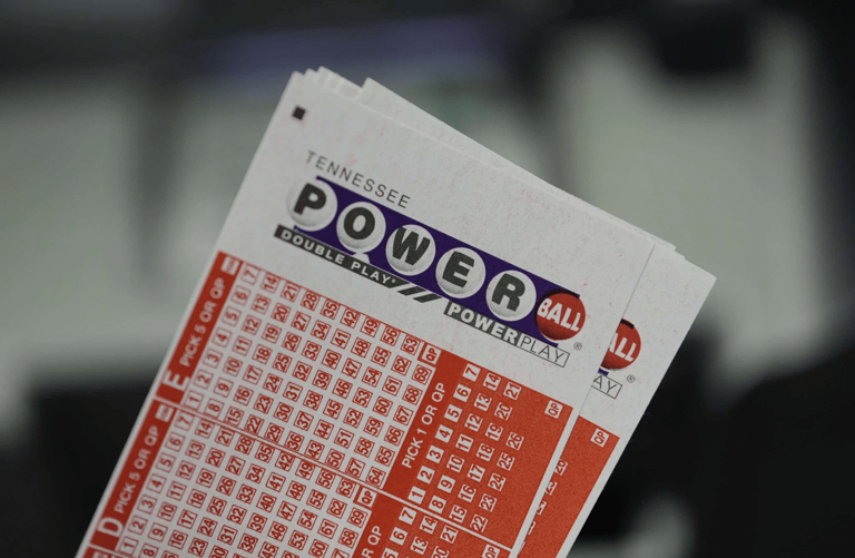 Powerball jackpot rises to $225 million