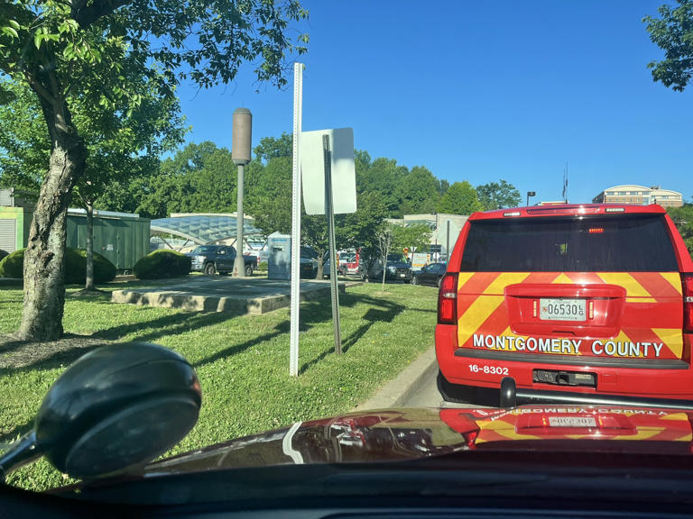 Possible electrical explosion reported at Medical Center Metro station