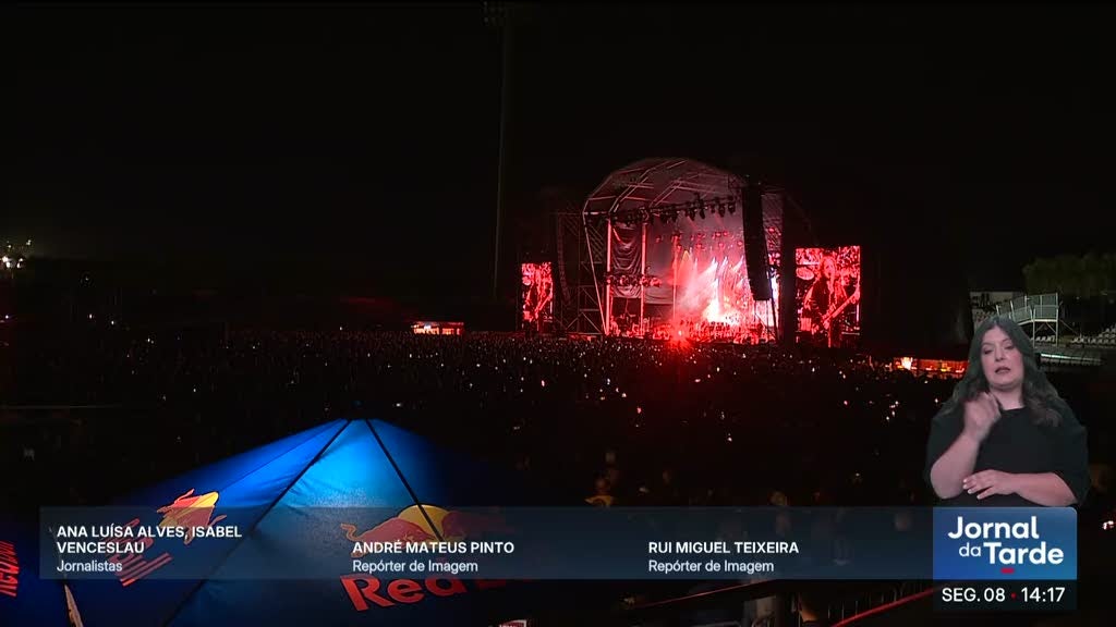 The Cure encheram o Estádio da Maia