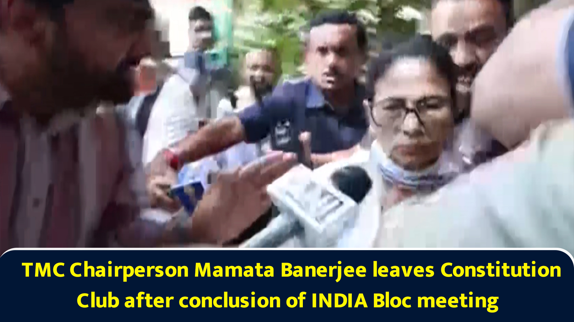 TMC chairperson Mamata Banerjee leaves Constitution Club after ...