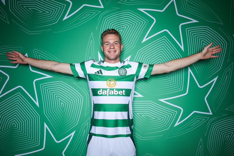 Swansea City close in on first summer signing as Celtic star to rip up ...