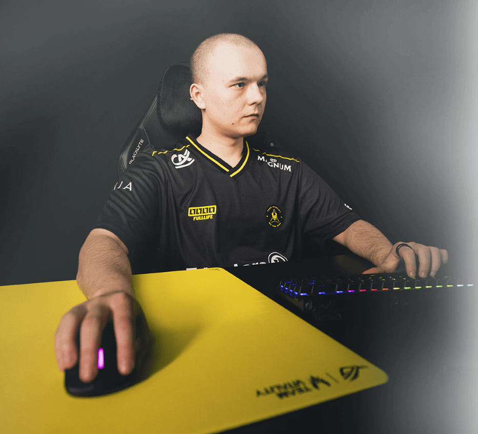 ASUS just launched a mouse pad built by pro esports players