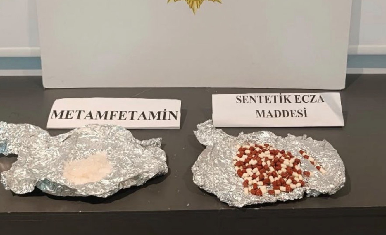 Samsun’da narkotik operasyonunda uyuşturucu ve silahlar ele geçirildi