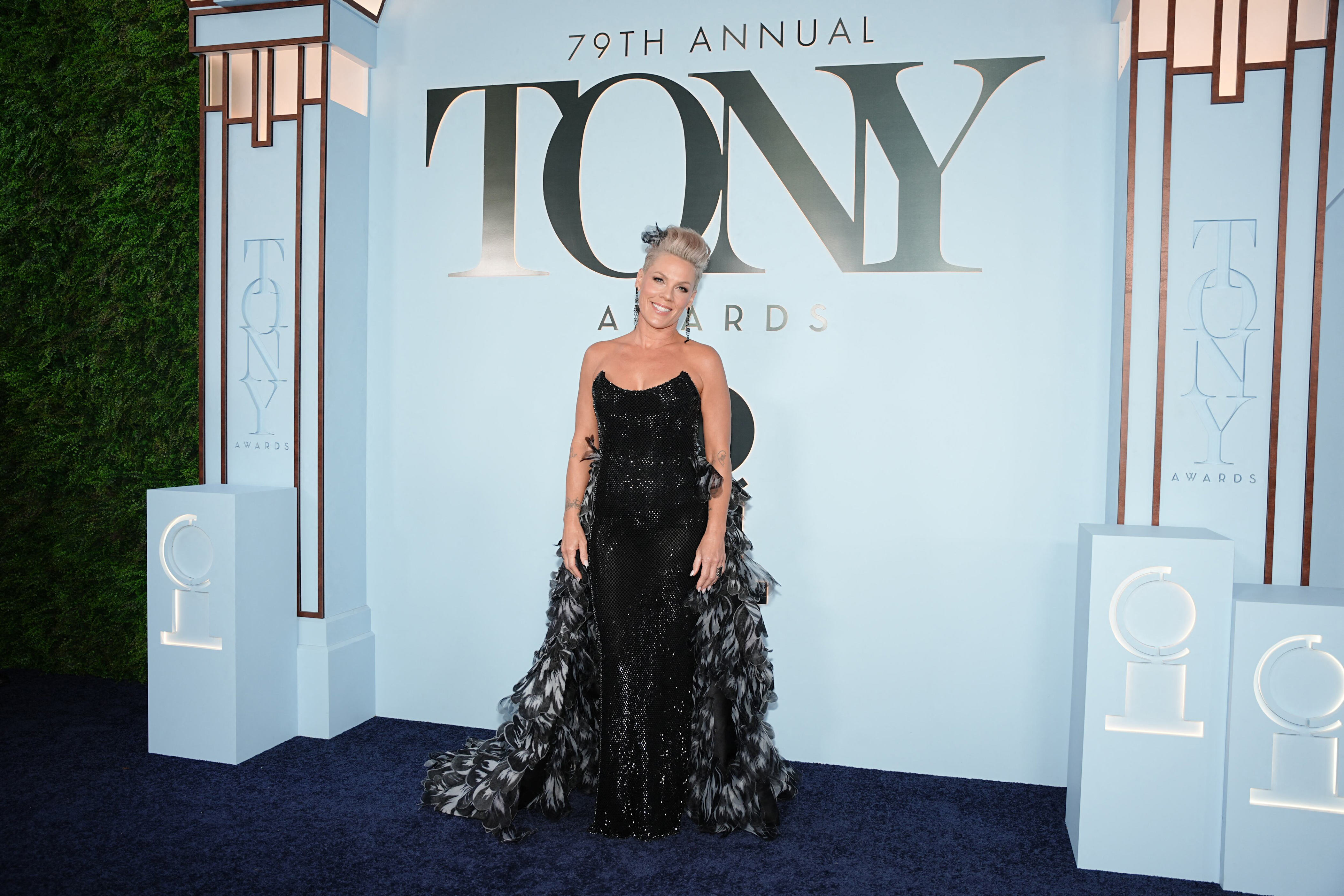 The most heinous looks from the 2026 Tony Awards