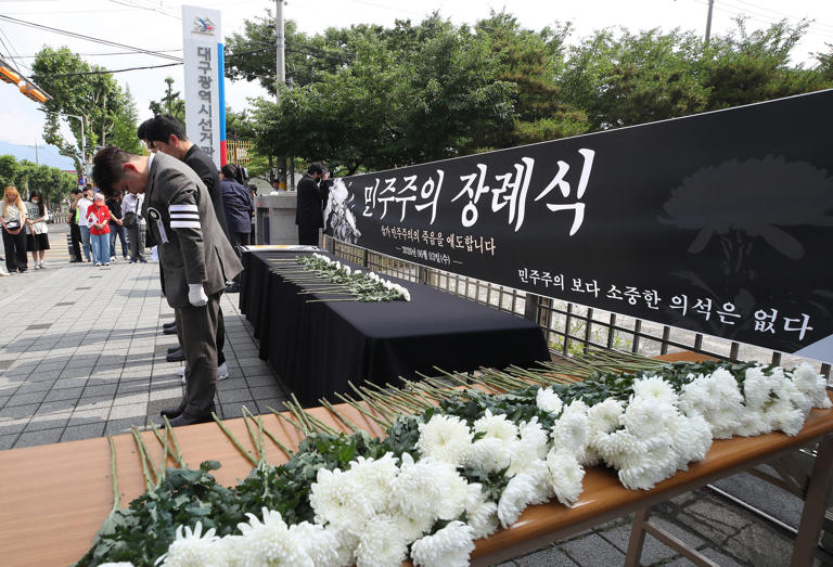 Daegu polling station halts voting for six minutes