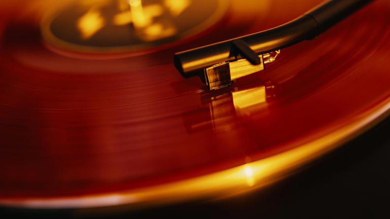 Do vinyl records last longer than CDs? Here's what we know