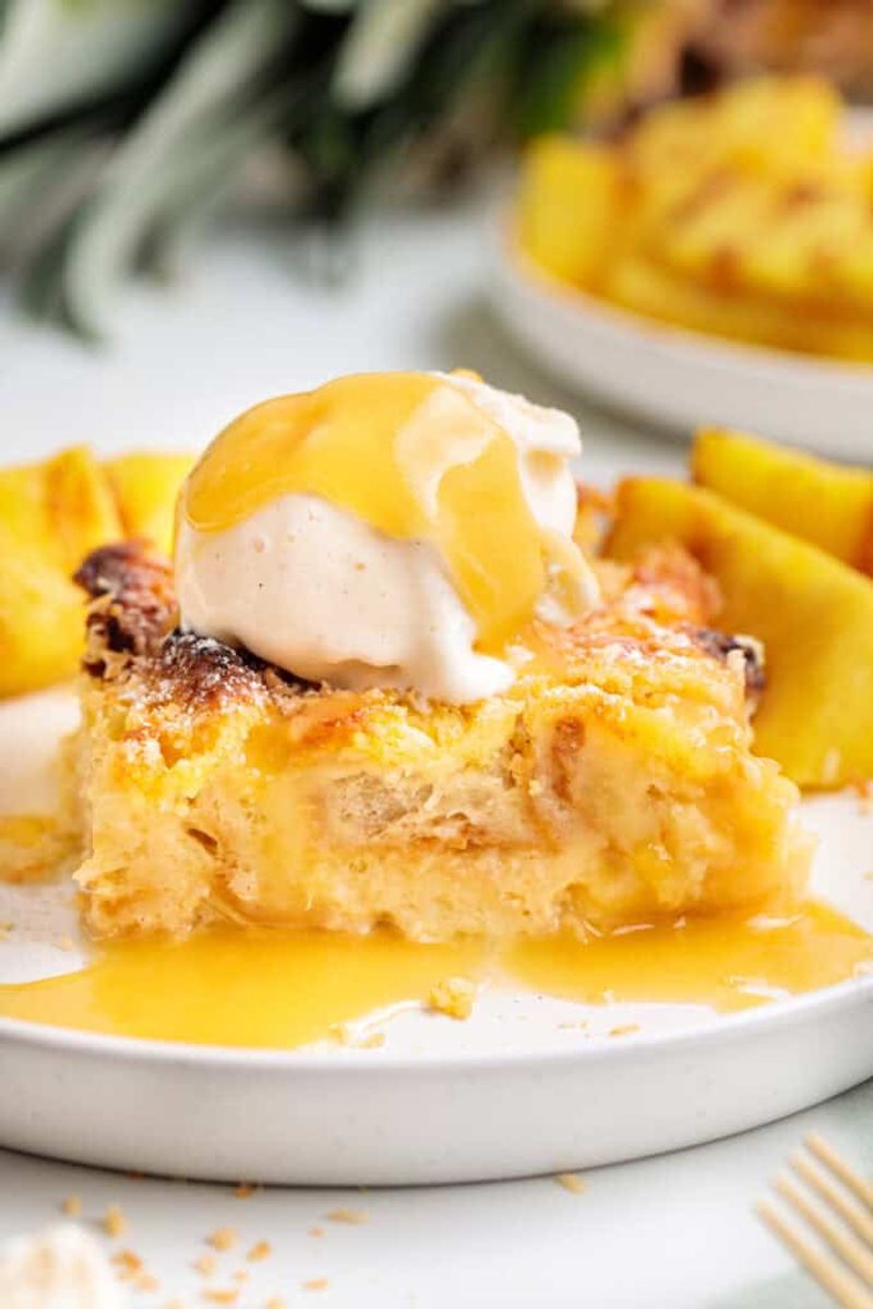 25 tropical puddings that bring holiday vibes home