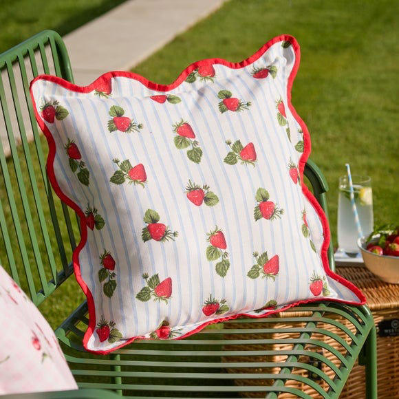 Dunelm’s £20 strawberry garden cushion is a pretty way to instantly ...