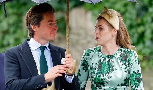 'Tense' Princess Beatrice's five-word request to husband at Peter ...