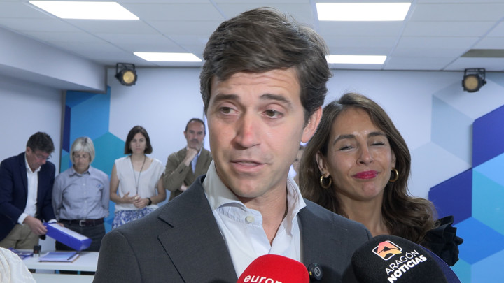 Celma registra 1.470 avales para su reelección al frente del PP Zaragoza